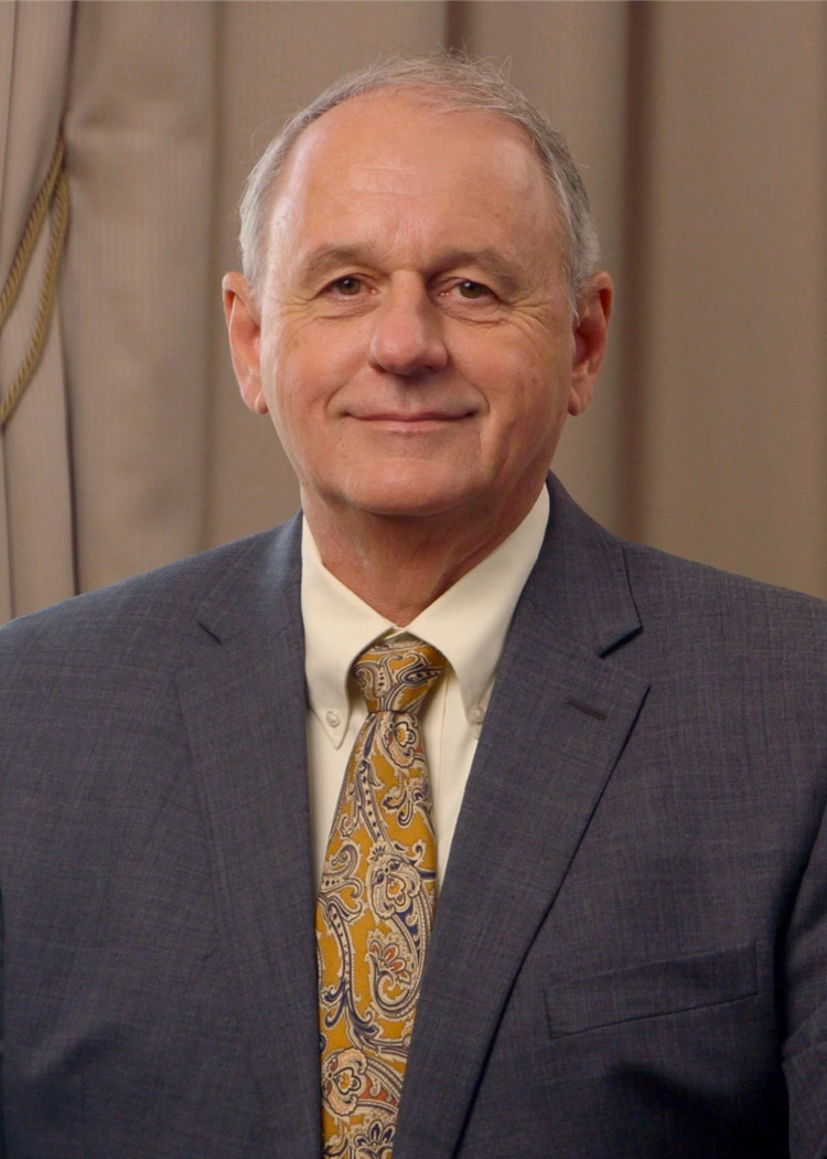 Board Members and Leadership Team – Greenwood Leflore Hospital